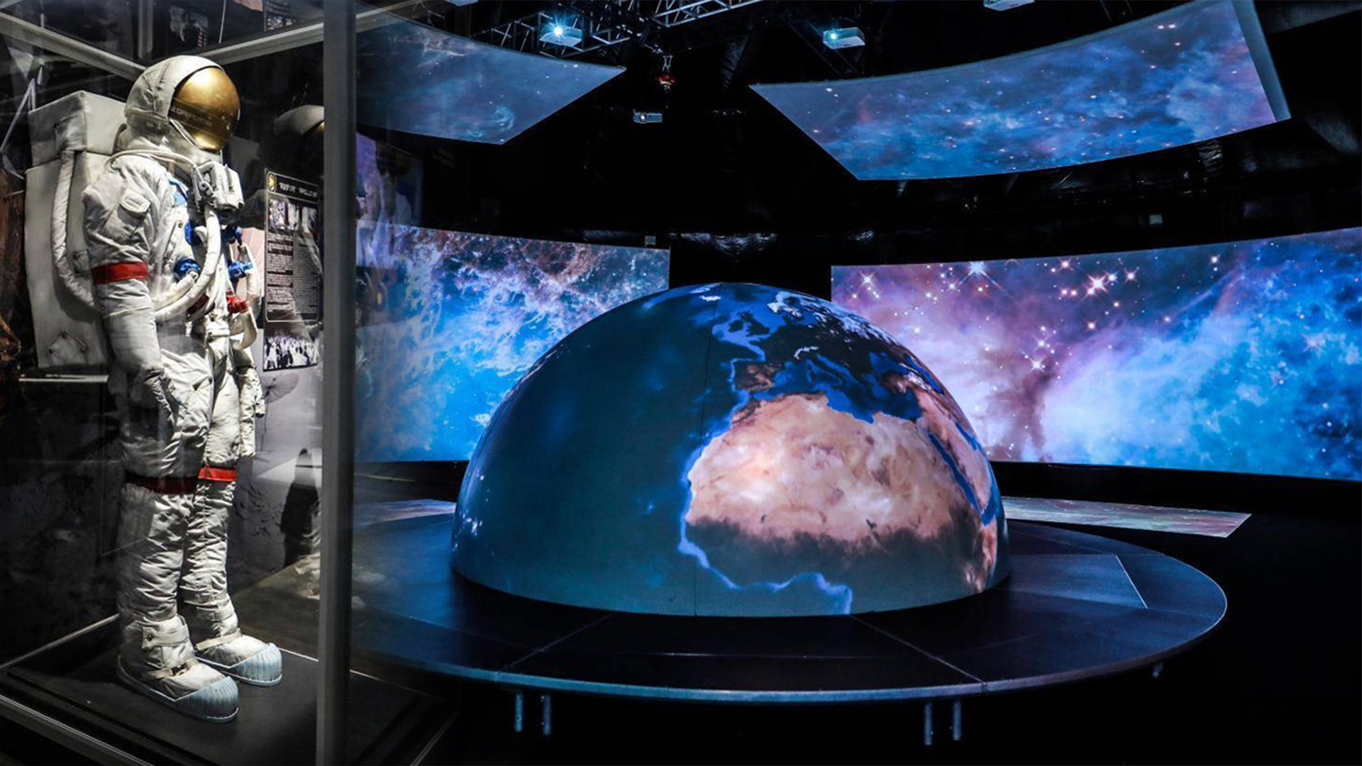 A Massive Multi-Sensory Space Exploration Exhibition Is Coming To ...